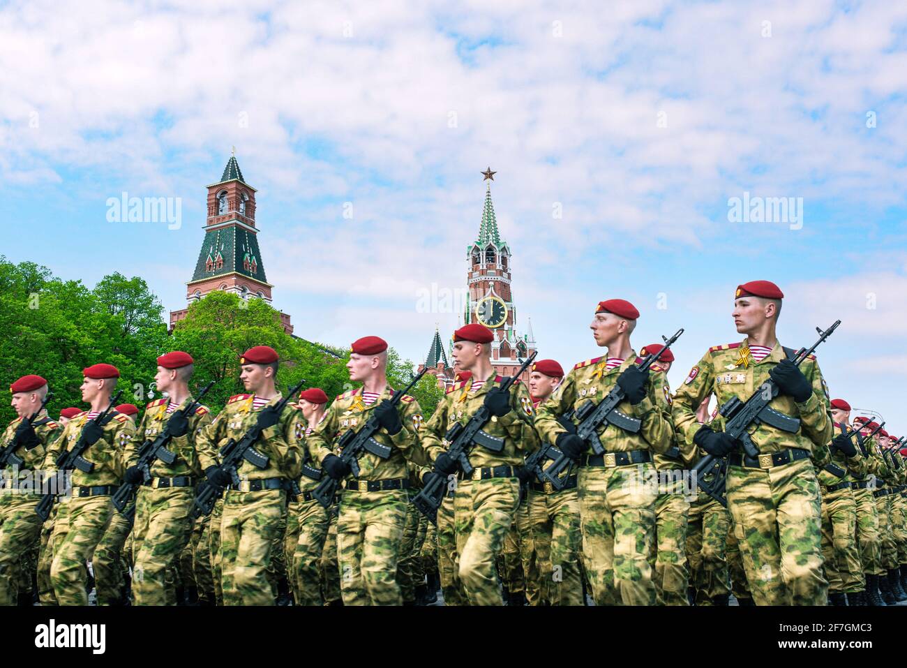 Victory day parade on moscow red square hi-res stock photography and ...
