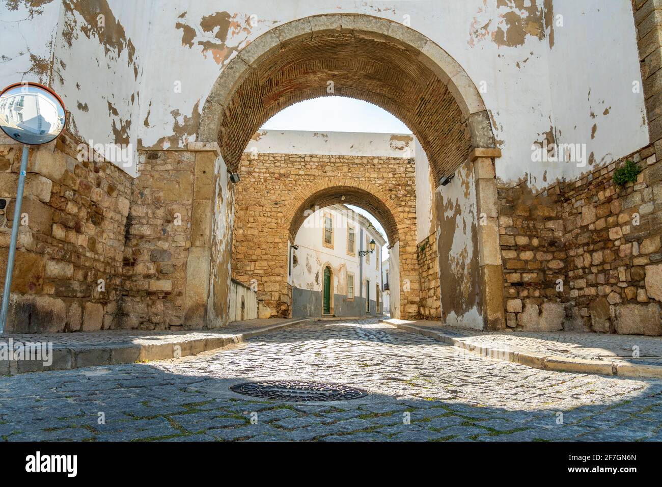 Old town faro portugal hi-res stock photography and images - Alamy