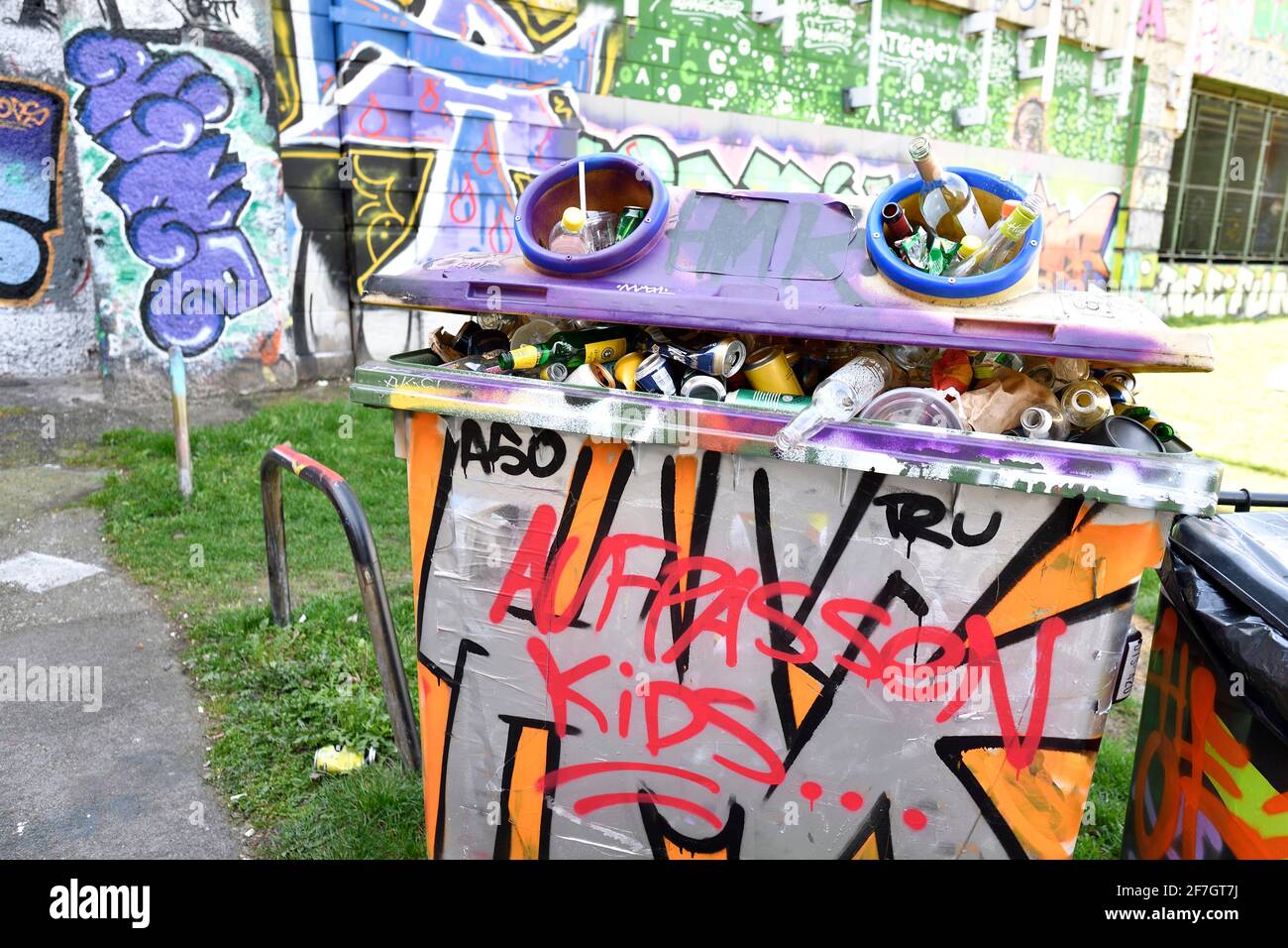 Vienna, Austria. Garbage can on the Danube Canal in Vienna Stock Photo ...