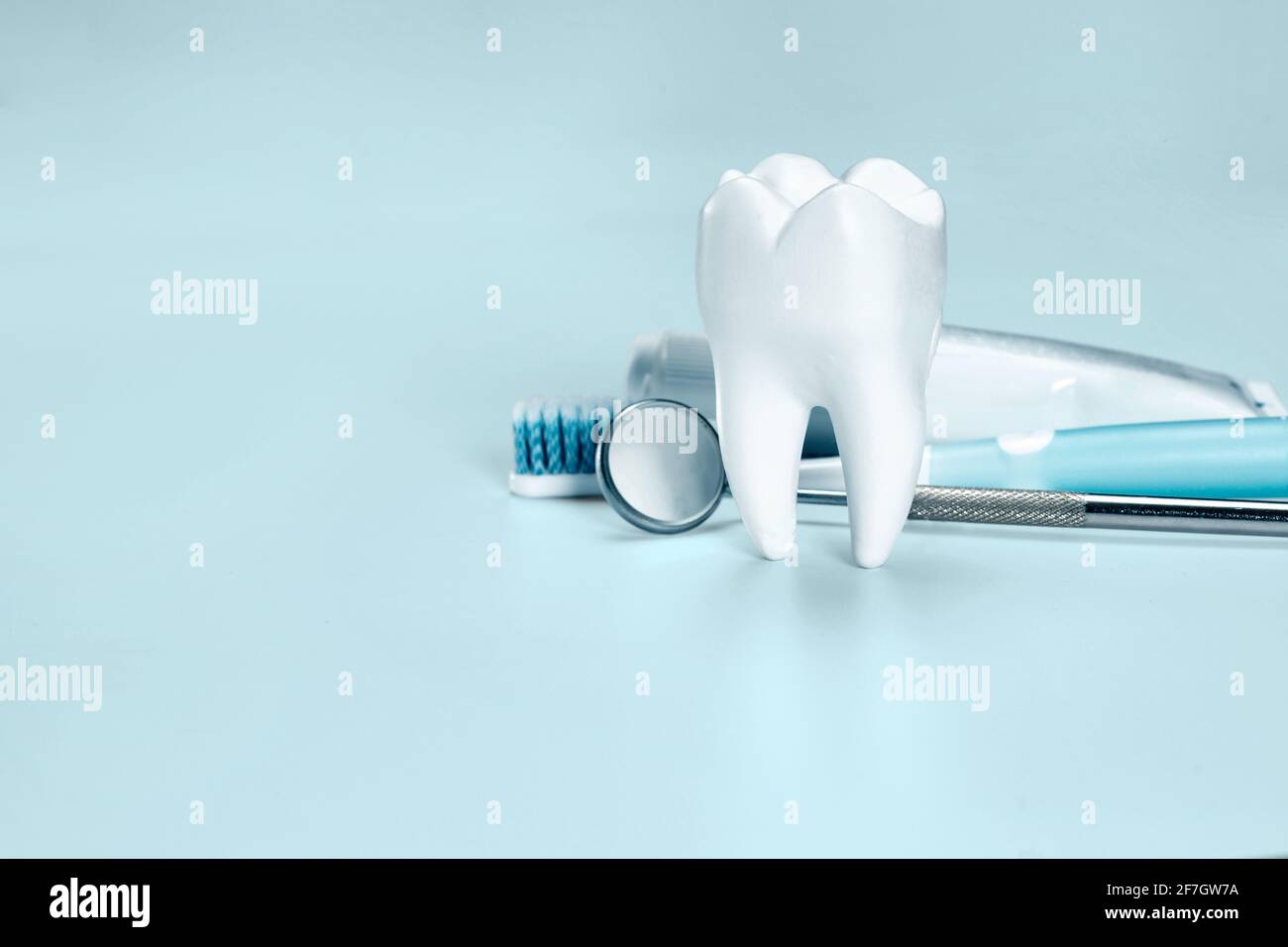 Dental background hi-res stock photography and images - Alamy