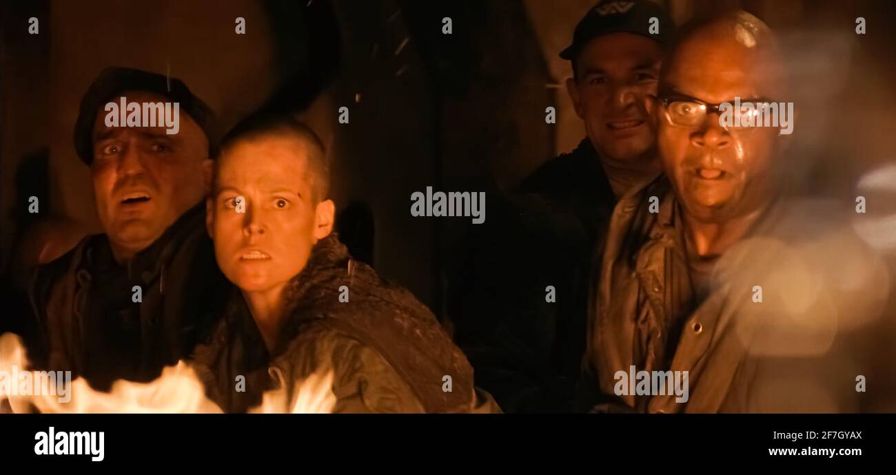 USA. Charles S. Dutton and Sigourney Weaver in a scene from the (C ...