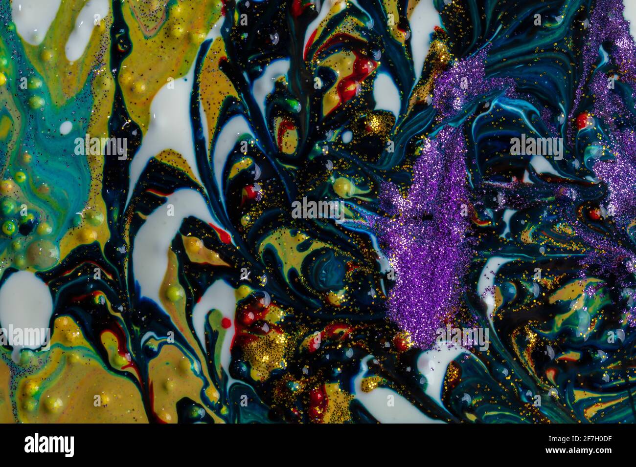 Sprinkled painting hi-res stock photography and images - Alamy