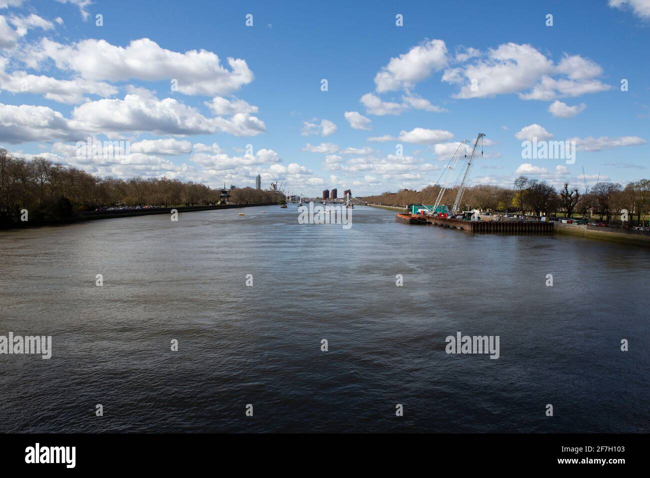 Cloudy bridge hi-res stock photography and images - Alamy