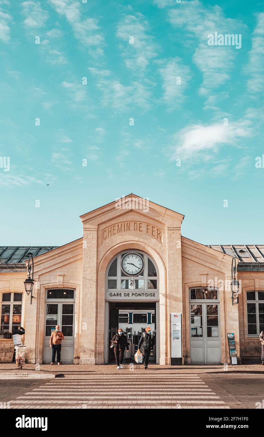 gare cergy pontoise en ile de france Stock Photo - Alamy