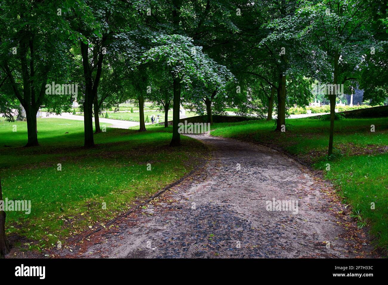 Wooded pathway on the grounds of the Sanssouci Palace Stock Photo - Alamy