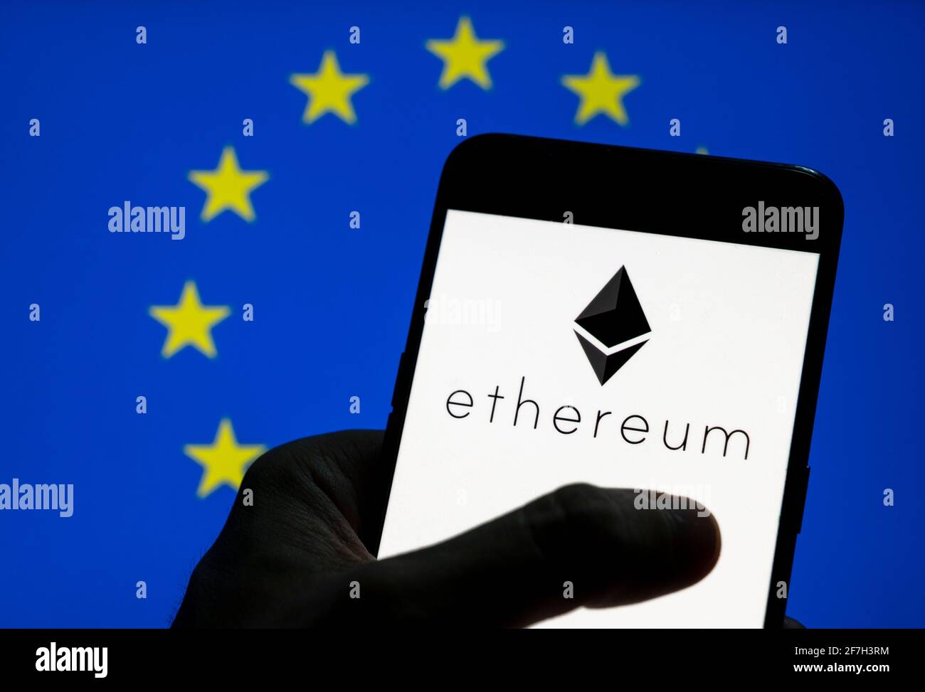 Eth logo hi-res stock photography and images - Alamy