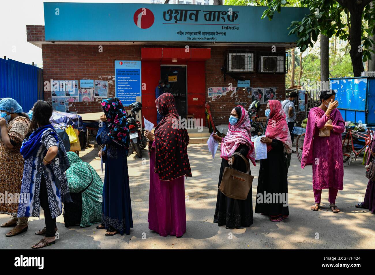 Sample collection booth hi-res stock photography and images - Alamy