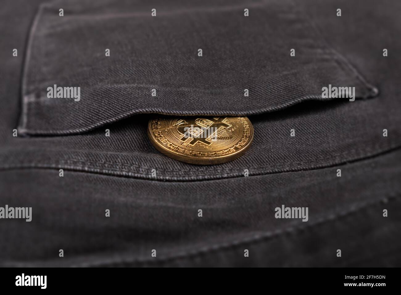 Cryptocurrency management hi-res stock photography and images - Alamy