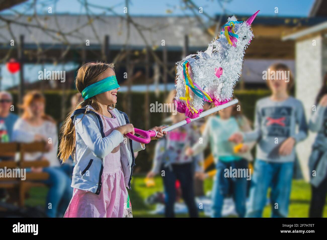 Hitting pinata mexico hi-res stock photography and images - Alamy