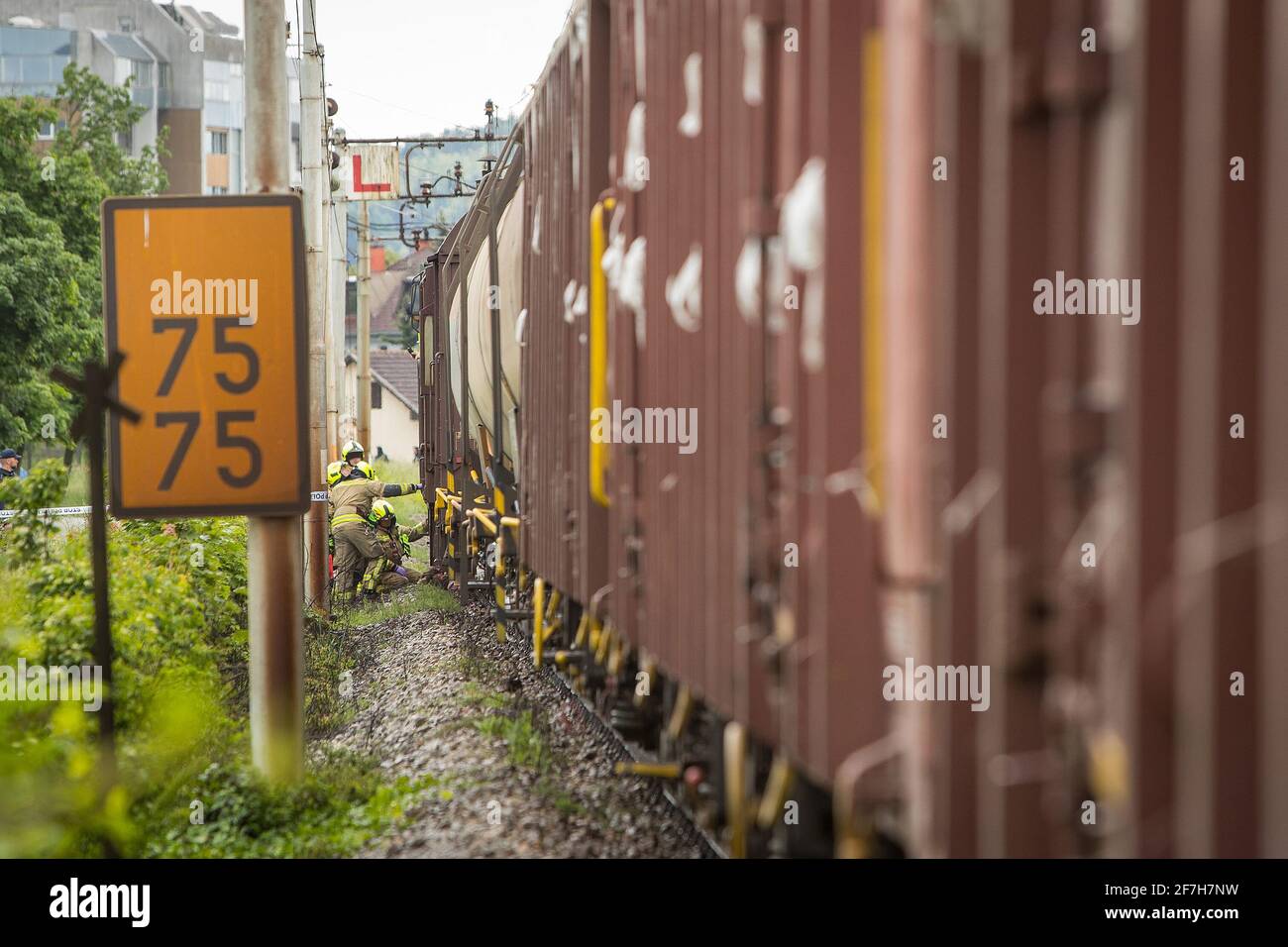 Person hit by train hi-res stock photography and images - Alamy