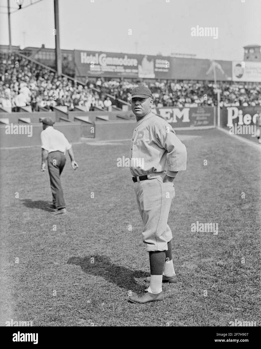 Archival pittsburgh pirates player hi-res stock photography and images ...