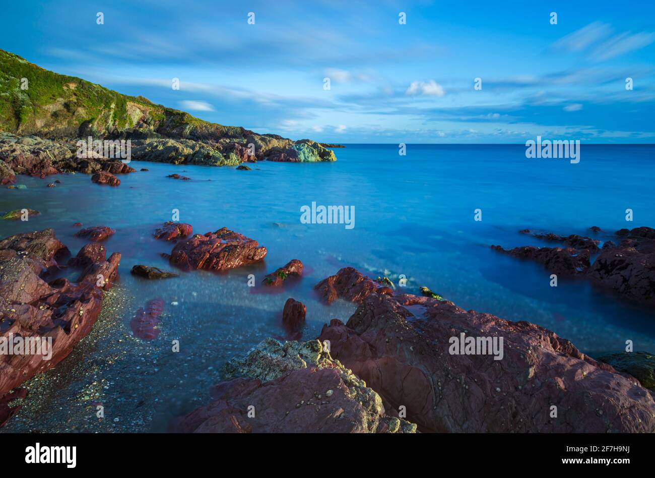 Talland bay cornwall hi-res stock photography and images - Alamy