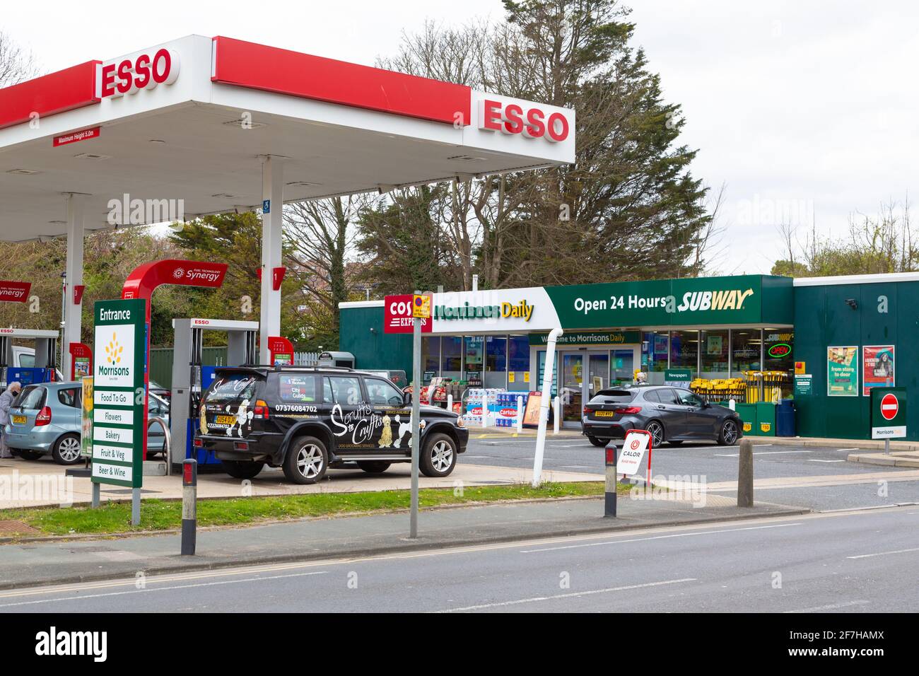 Esso Petrol Station Uk High Resolution Stock Photography and Images - Alamy