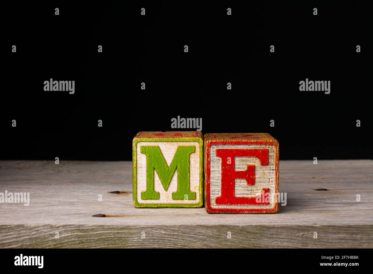 Building blocks child vintage hi-res stock photography and images - Alamy
