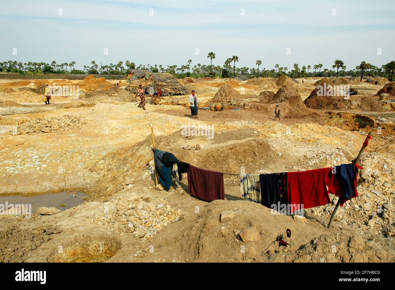 Letpadaung copper mine hi-res stock photography and images - Alamy