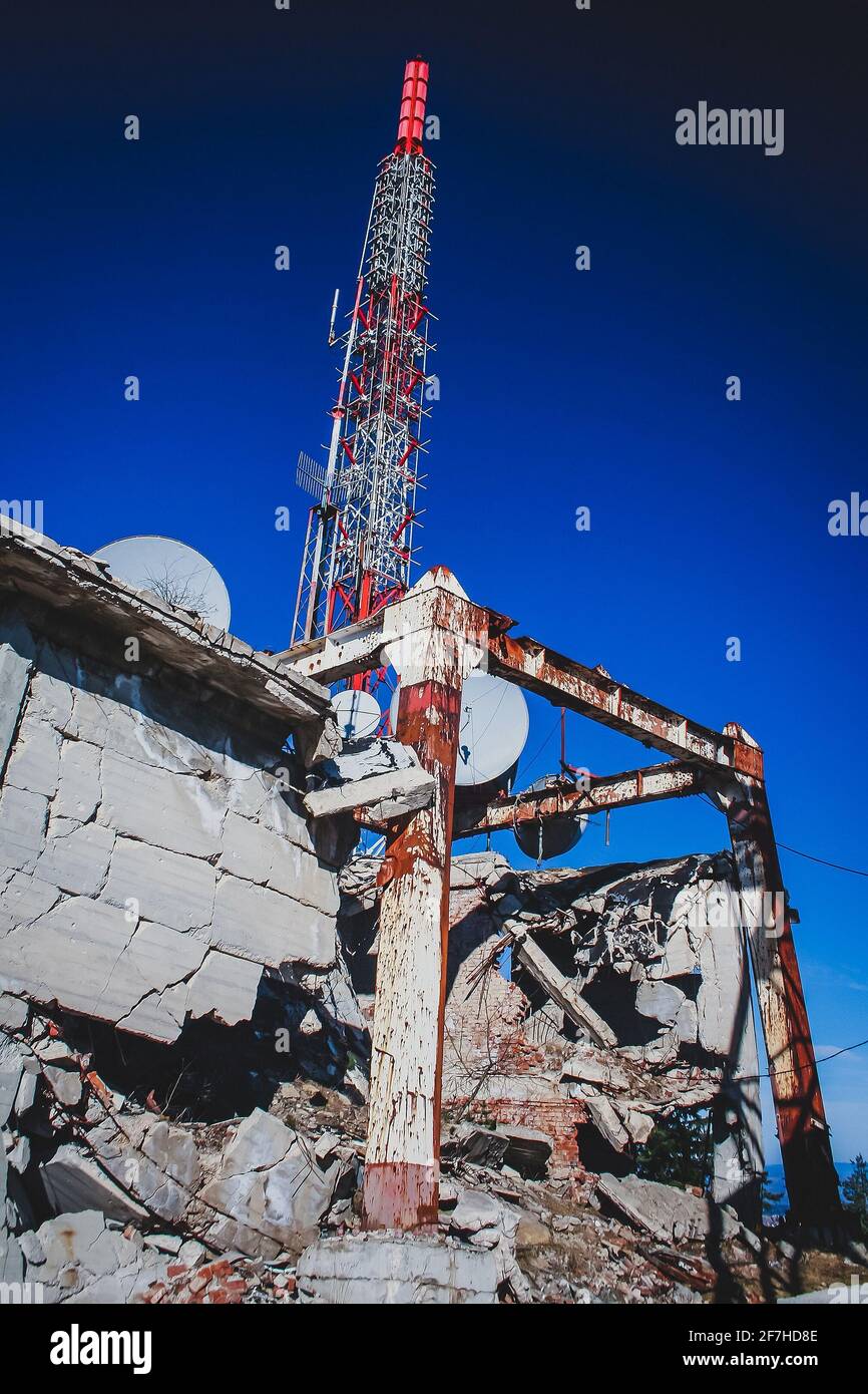 Radio and tvs antenna hi-res stock photography and images - Alamy