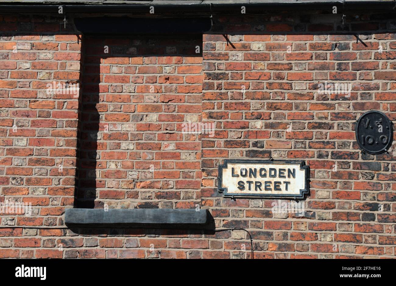 Longden Street in Macclesfield Stock Photo - Alamy