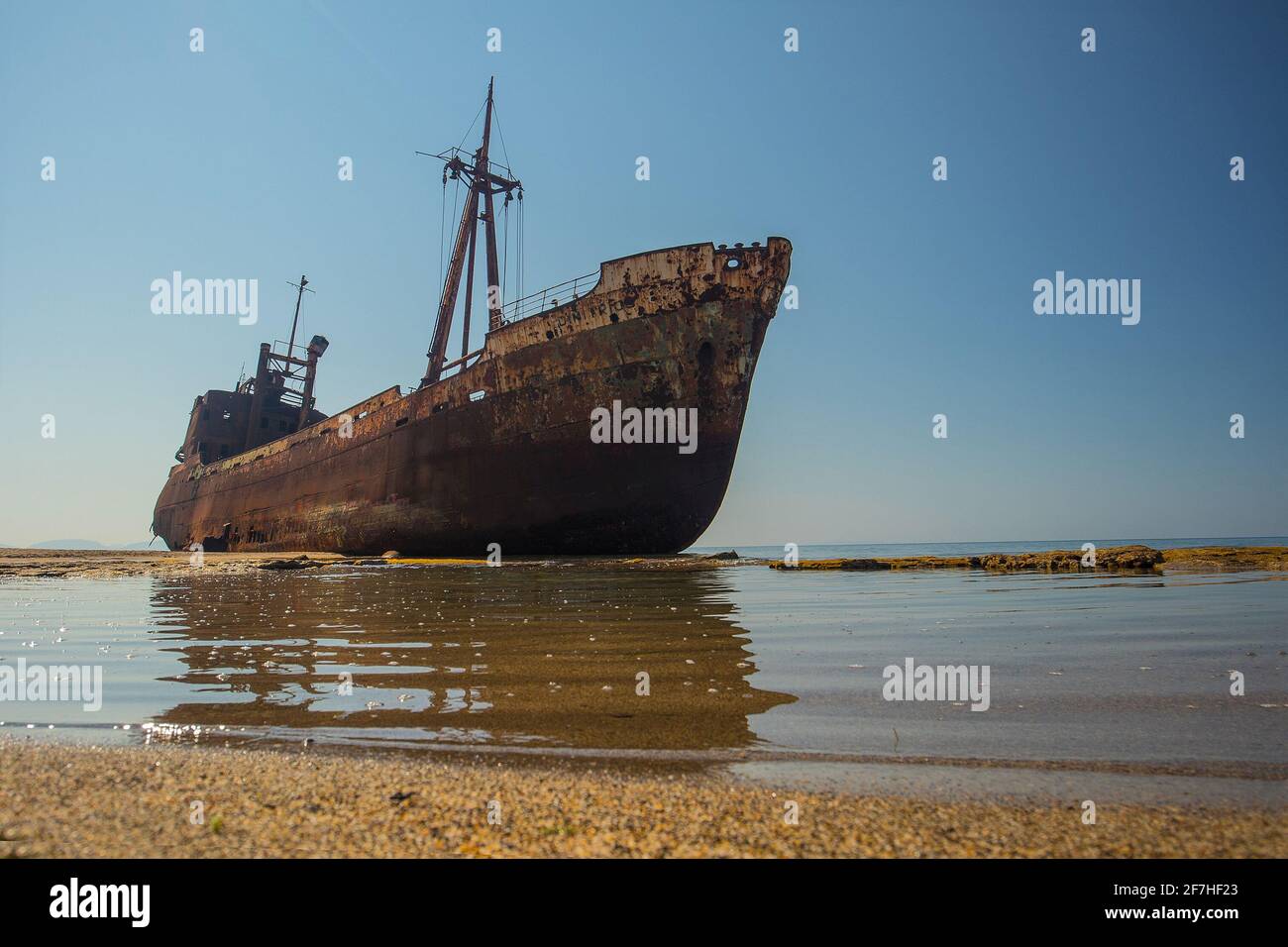 Sunken boat greece hi-res stock photography and images - Alamy