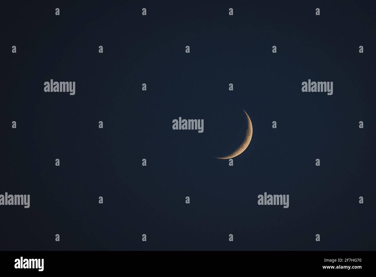 Yellow crescent hi-res stock photography and images - Alamy