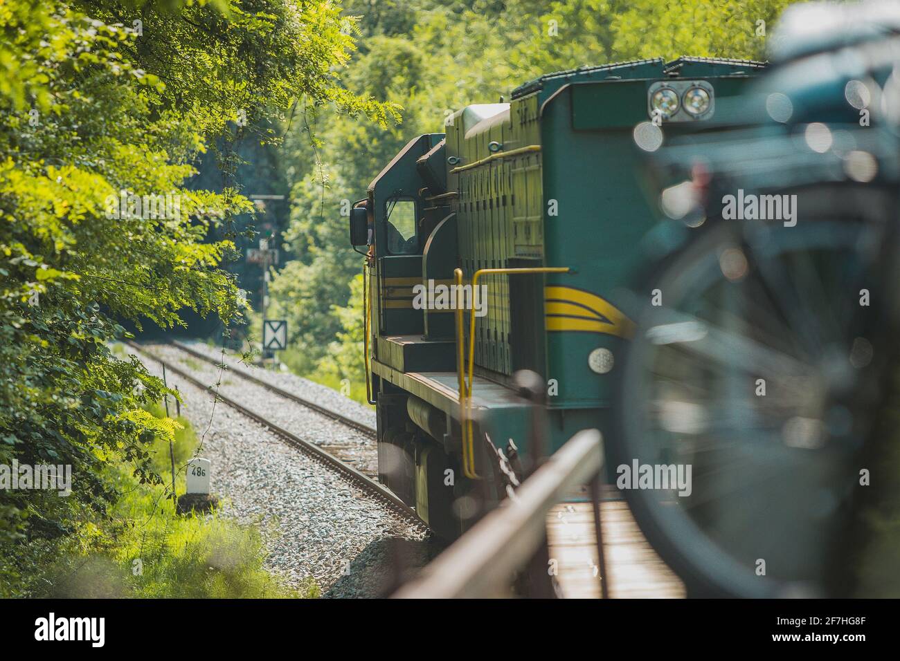 Car transporter train hi-res stock photography and images - Alamy
