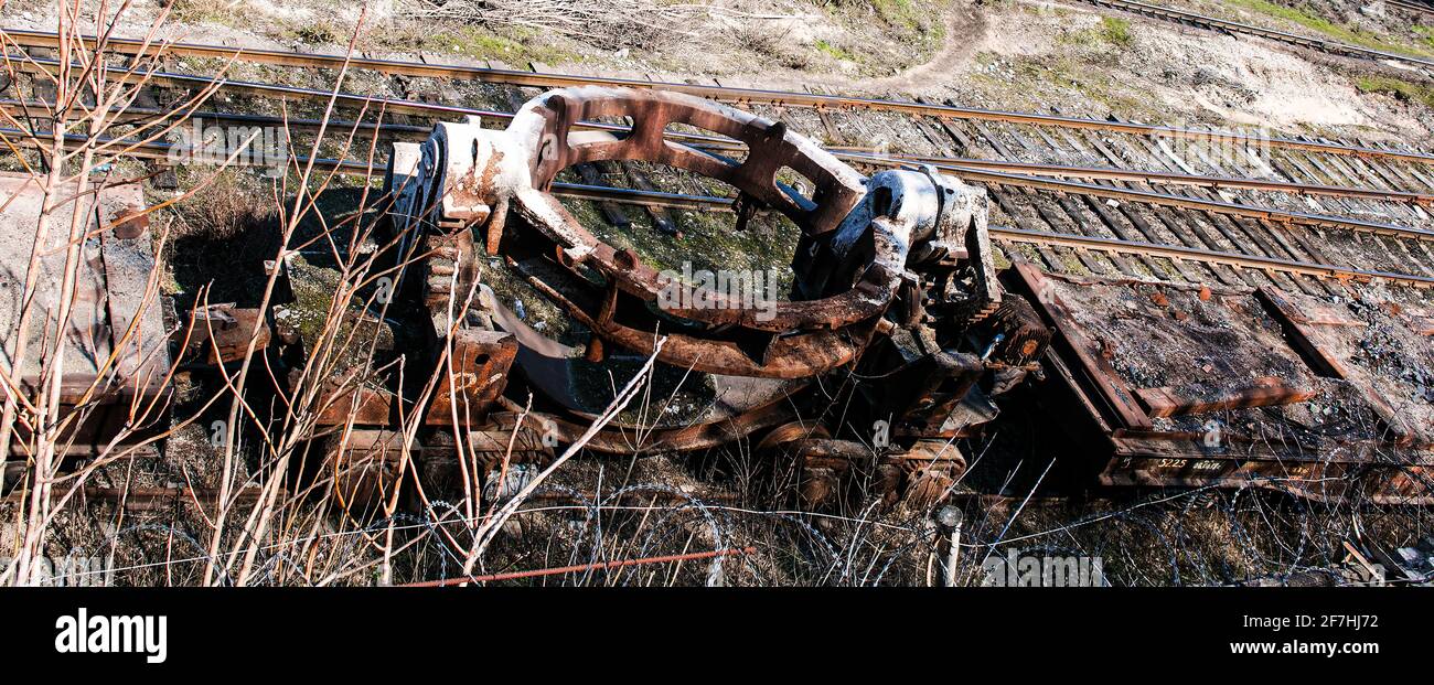 Slag carrier hi-res stock photography and images - Alamy
