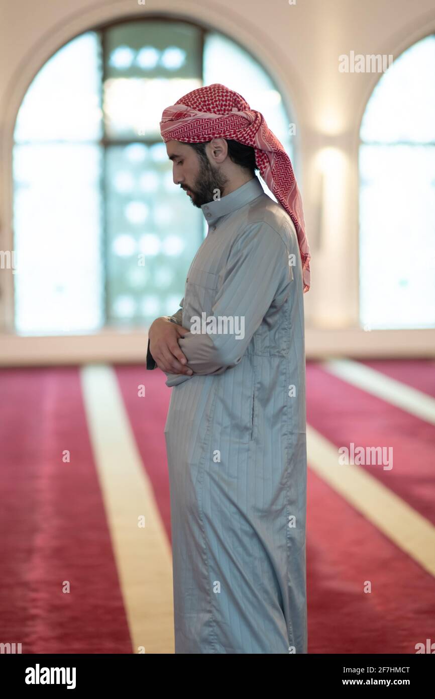 muslim prayer inside the mosque Stock Photo - Alamy
