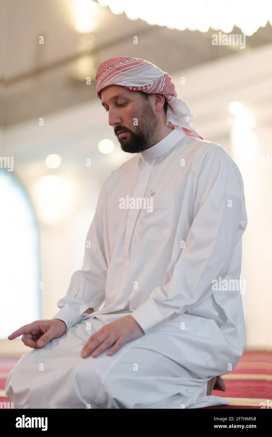 muslim prayer inside the mosque Stock Photo - Alamy