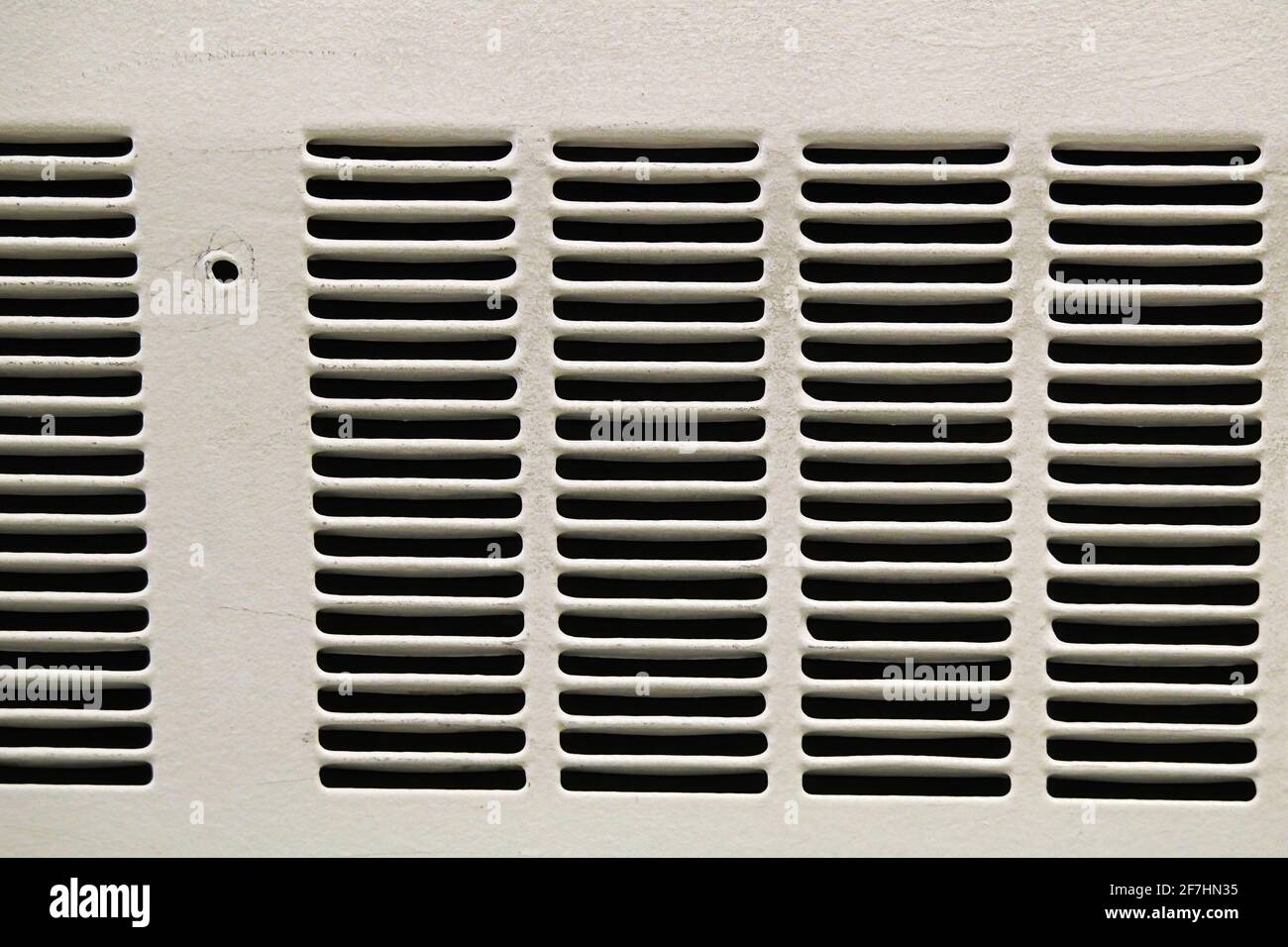Air vent duct metal hi-res stock photography and images - Alamy
