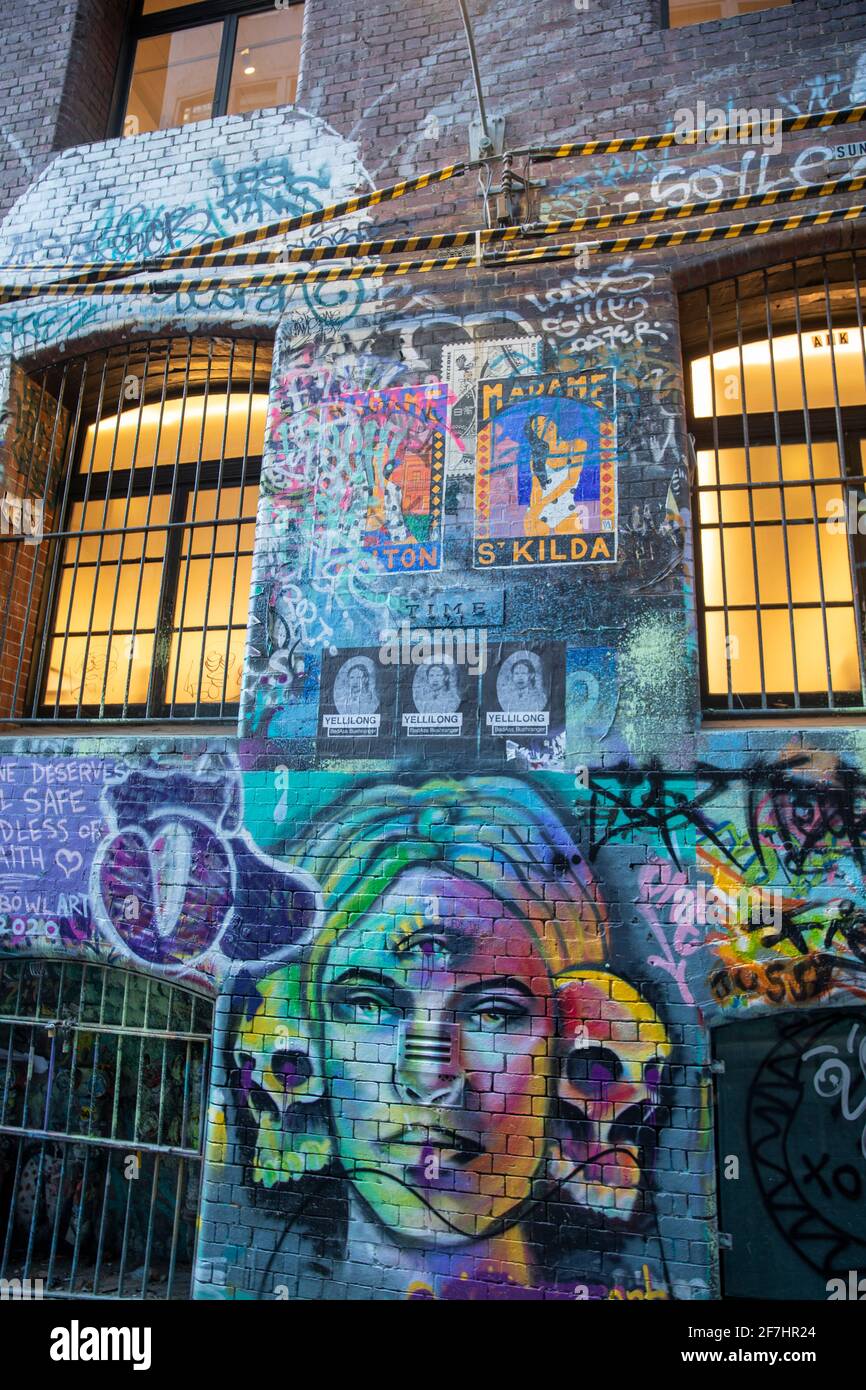 Hosier Lane Melbourne, street art in famous melbourne laneway, Victoria ...