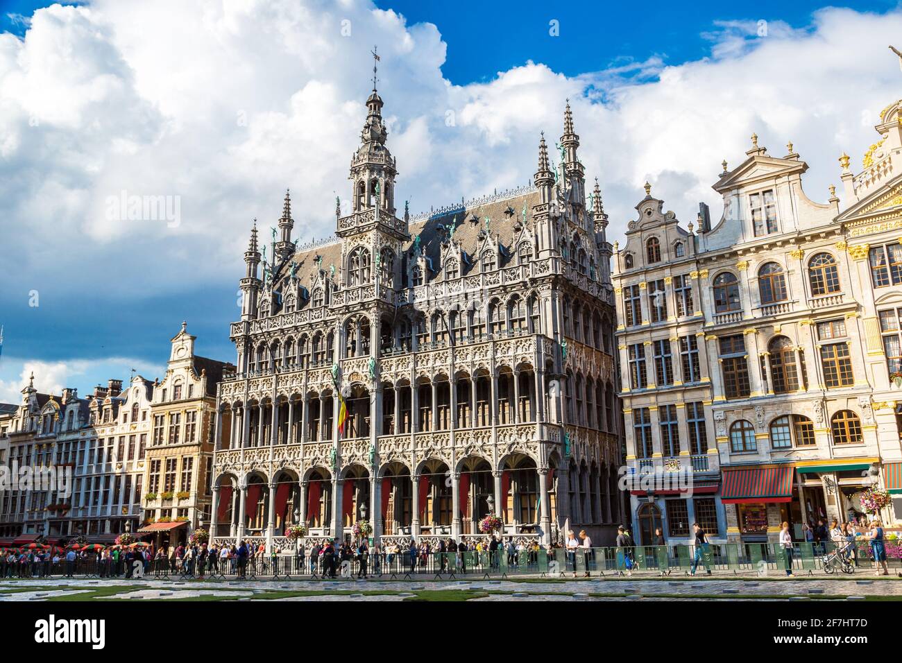 The Grand Place in a beautiful summer day in Brussels, Belgium Stock ...