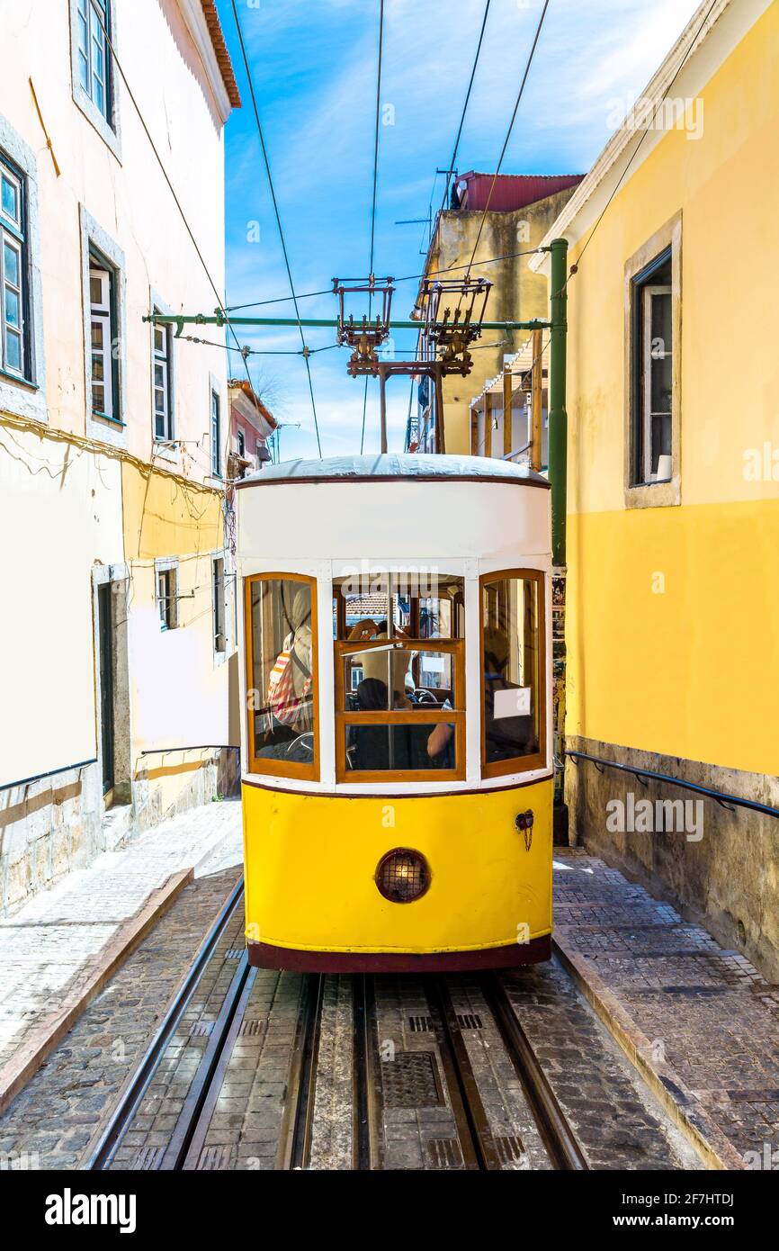 The Gloria Funicular in the city center of Lisbon Stock Photo - Alamy