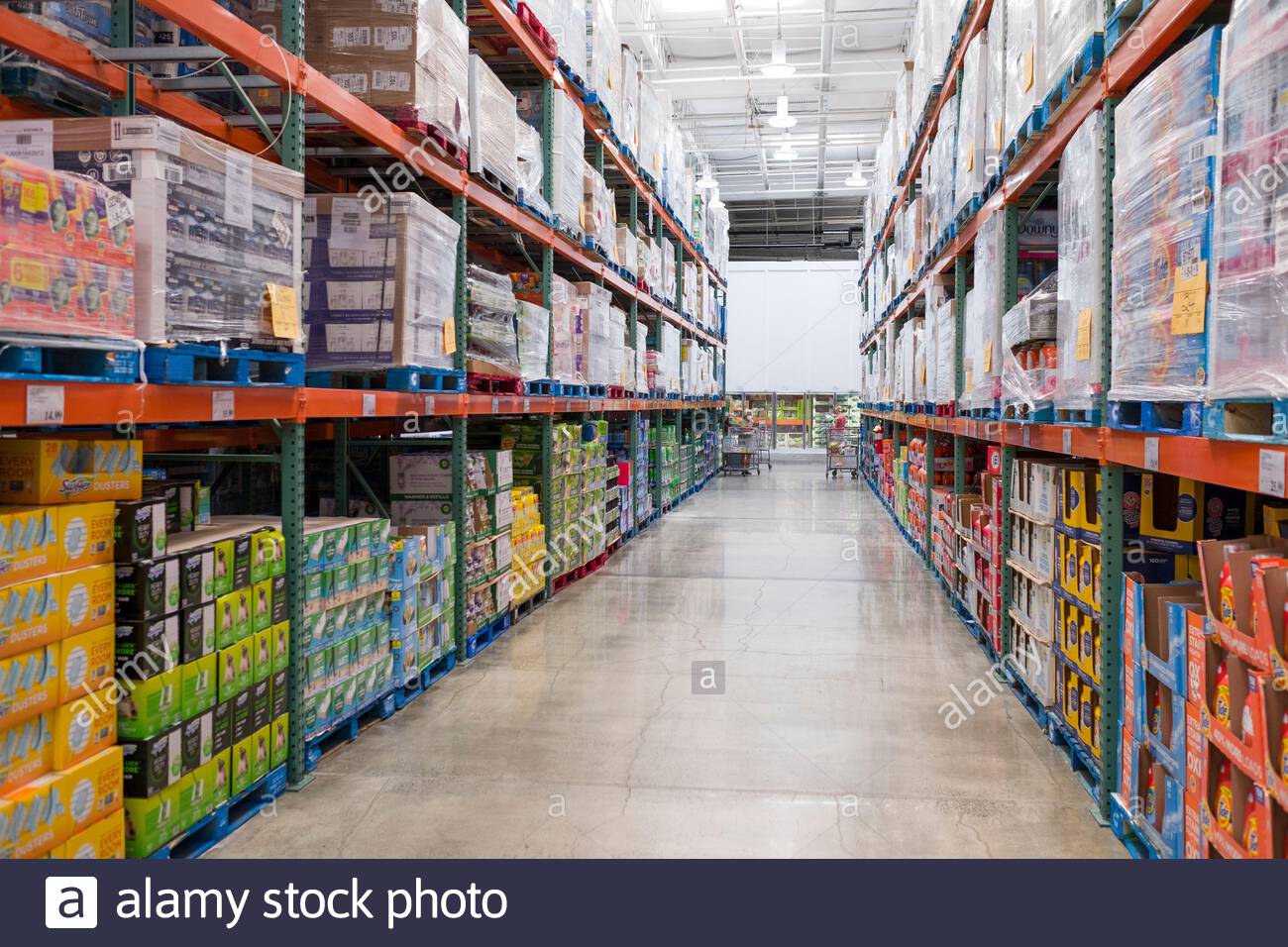 Aisle Lights High Resolution Stock Photography and Images - Alamy