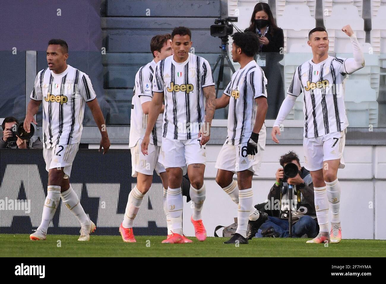 7 cristiano ronaldo juventus goal hi-res stock photography and images ...