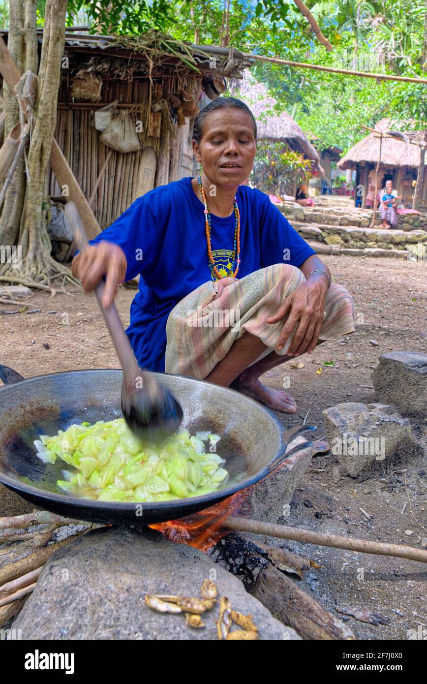 Boti tribe hi-res stock photography and images - Alamy