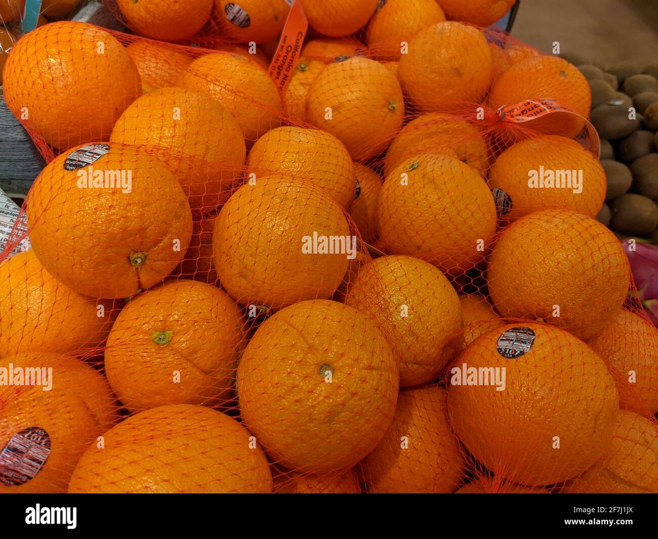 Various Oranges Available for Purchase Stock Photo - Alamy