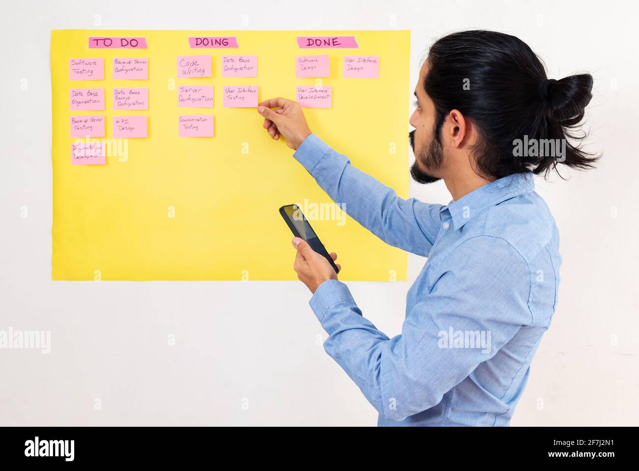 Scrum of people hi-res stock photography and images - Alamy