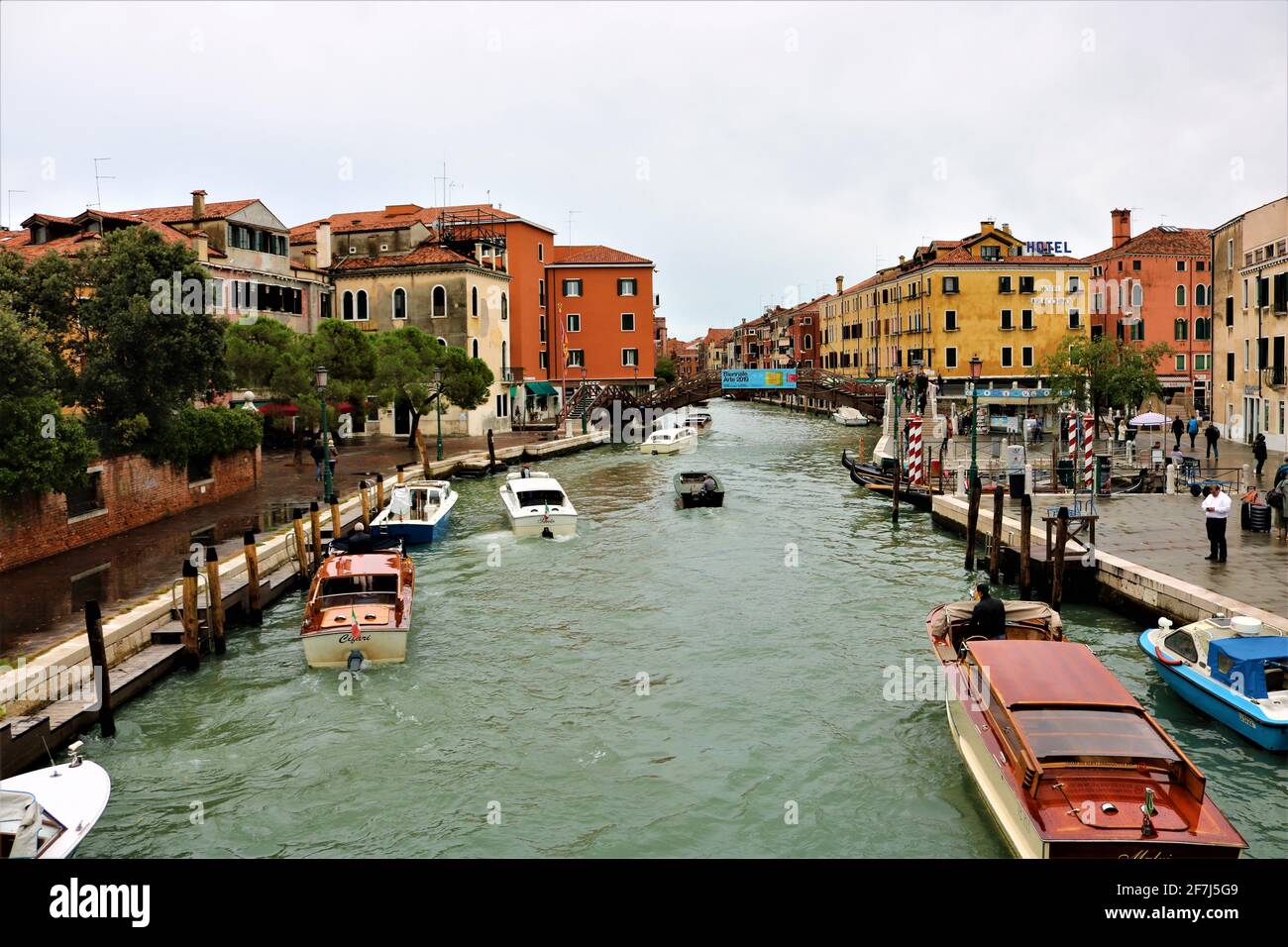 Venice waterway hi-res stock photography and images - Alamy