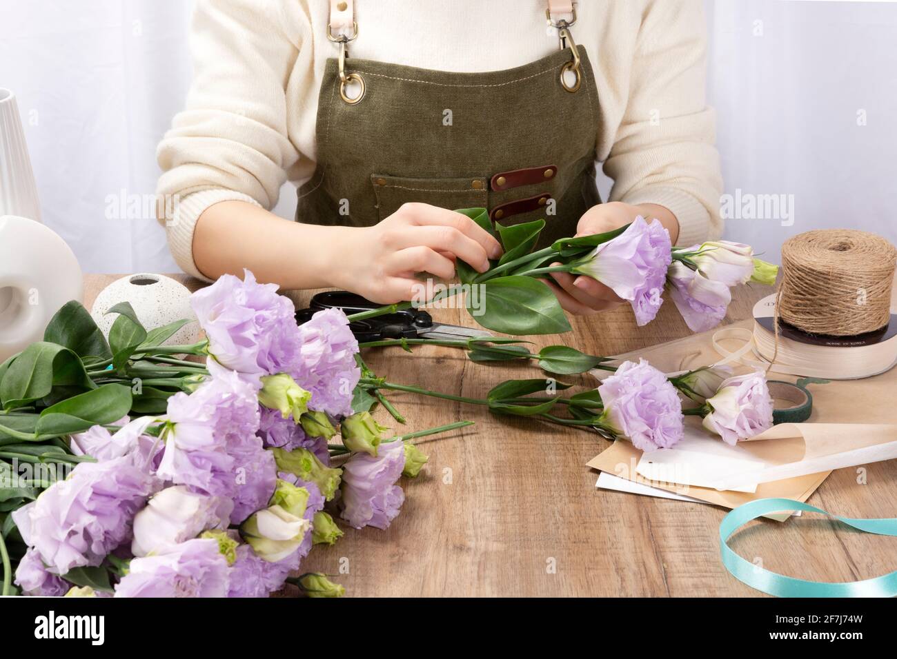 process of making flower bouquet Stock Photo - Alamy
