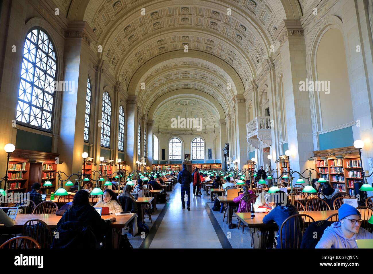 Reading room of library hi-res stock photography and images - Alamy
