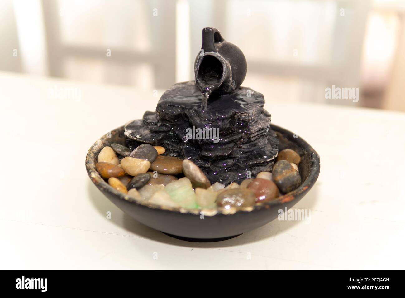 Wet table top hi-res stock photography and images - Alamy