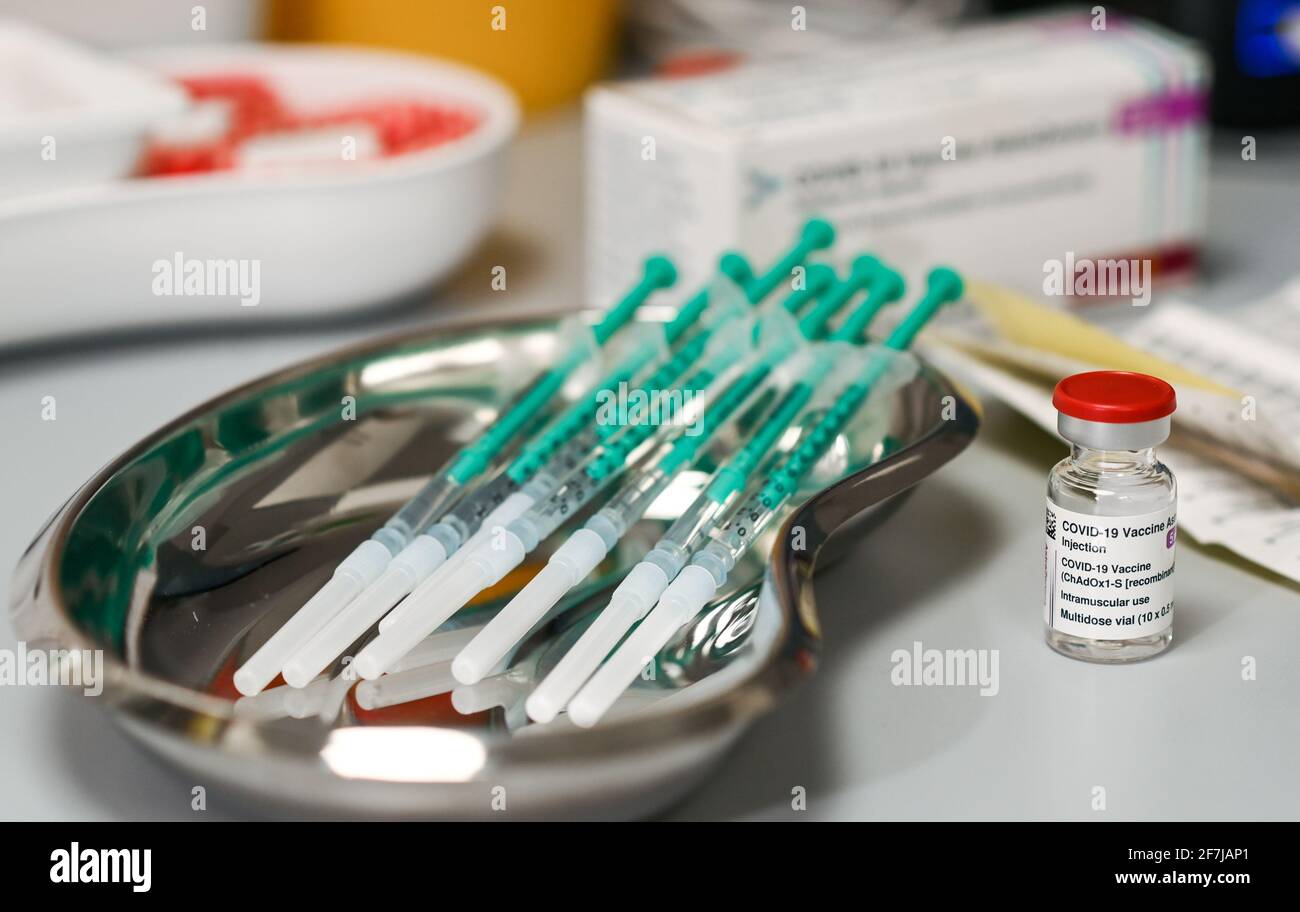 Doctors offices hi-res stock photography and images - Alamy