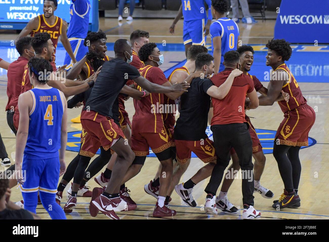 USC Trojans celebrate after Southern California Trojans guard Tahj ...
