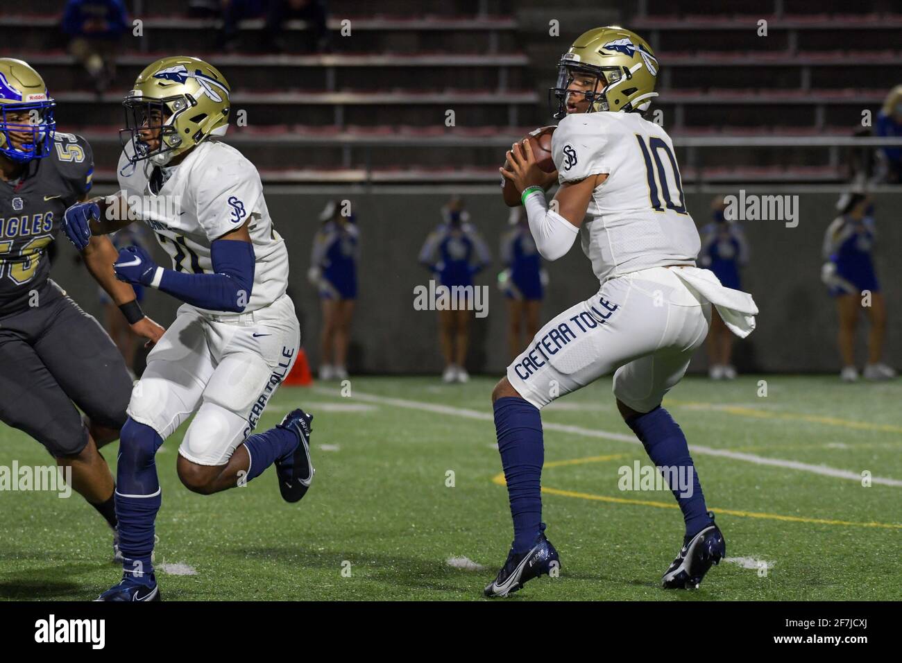 St. John Bosco Braves quarterback Pierce Clarkson (10) during a high ...