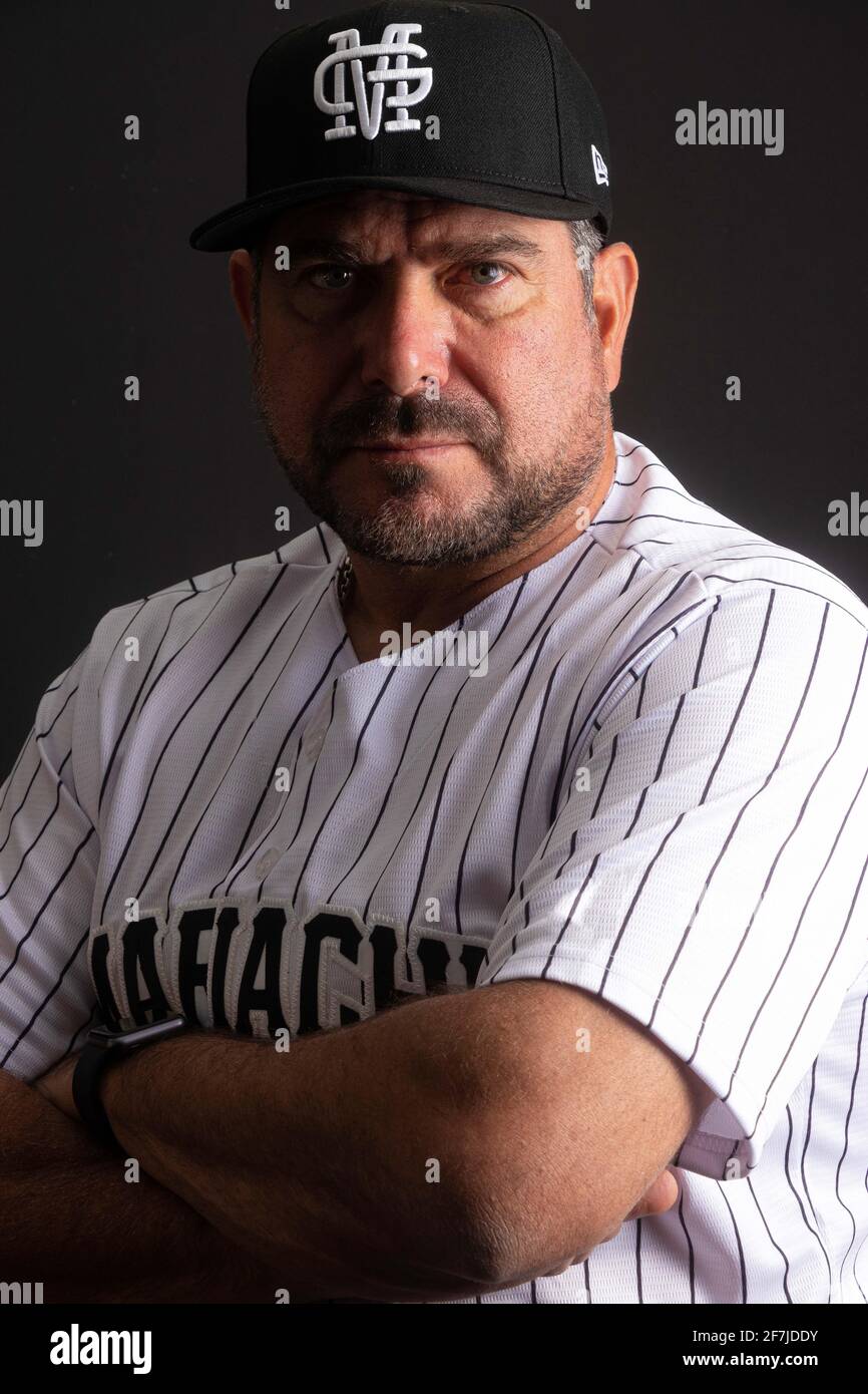 Benji gil hi-res stock photography and images - Alamy