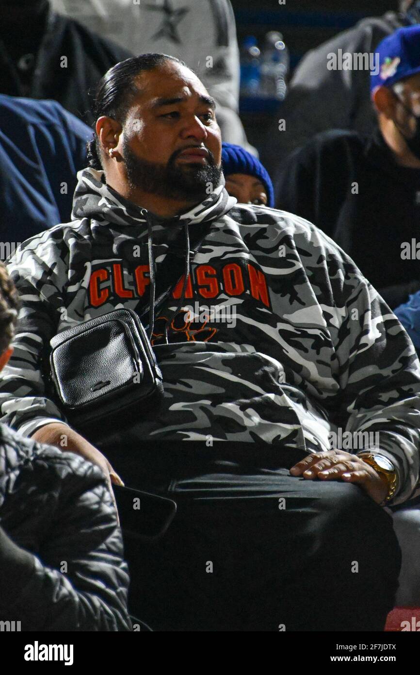 Matayo uiagalelei dad hi-res stock photography and images - Alamy