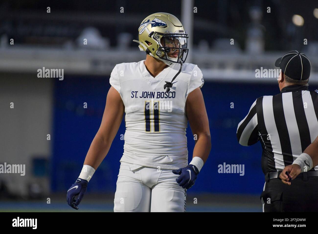 St. John Bosco Braves tight end Matayo Uiagalelei (11) during a high ...