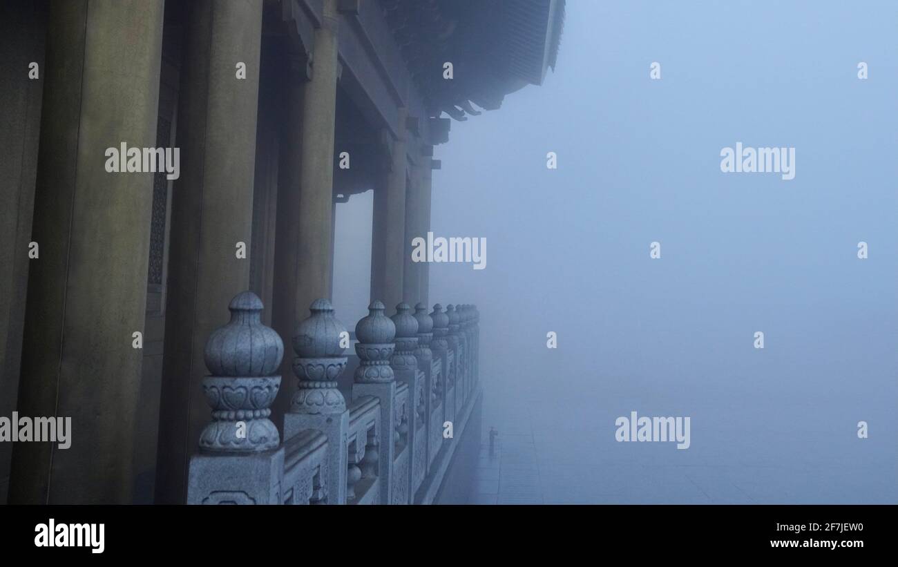 Heavy pillars hi-res stock photography and images - Alamy
