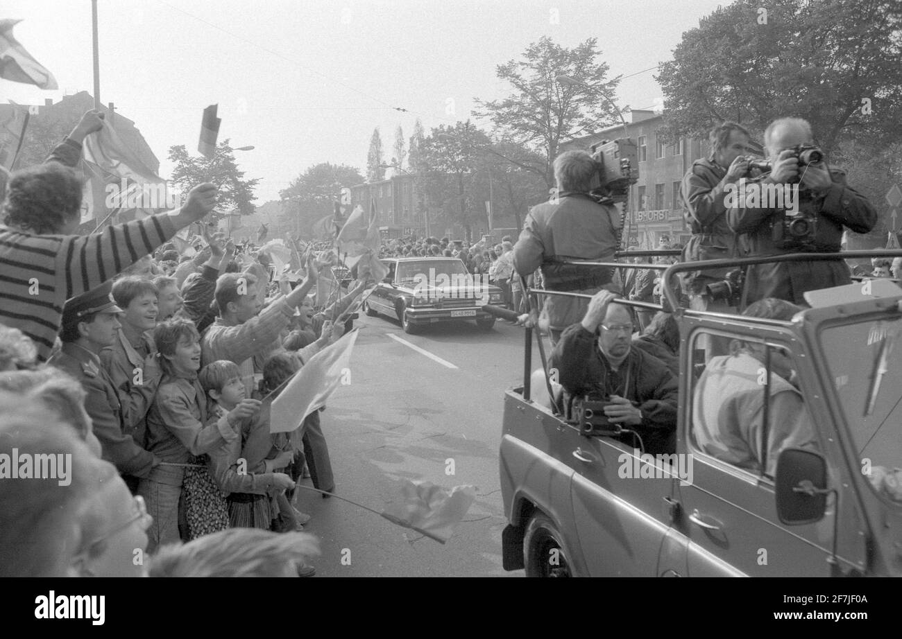 German Soviet Friendship High Resolution Stock Photography and Images ...