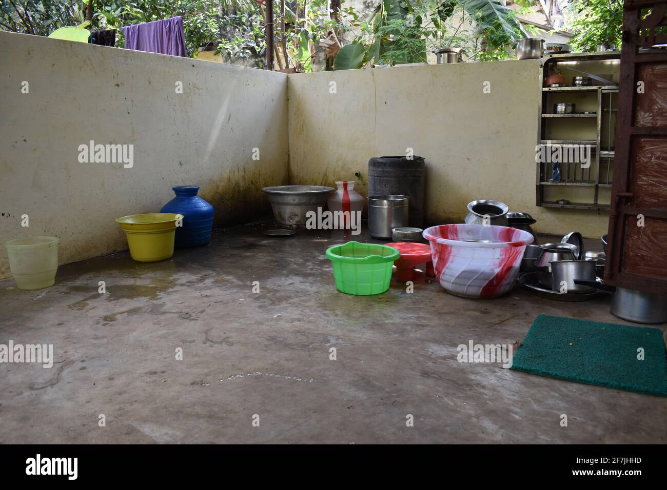 Indian traditional cooking time in the village Stock Photo - Alamy