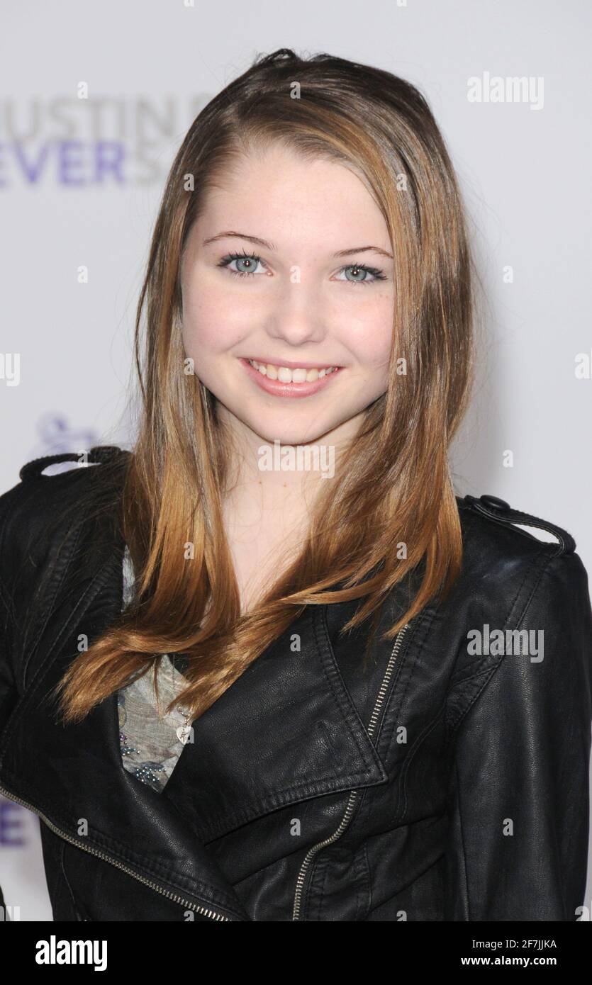 Sammi Hanratty at the Los Angeles premiere of "Justin Bieber: Never Say ...